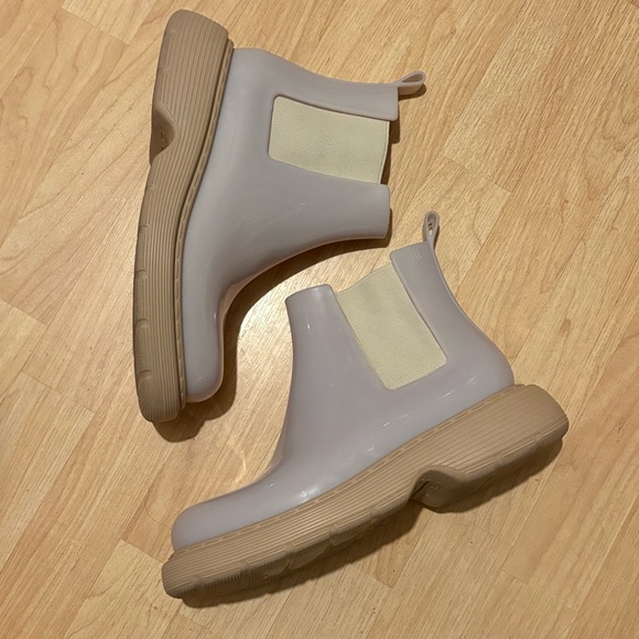 Melissa | Shoes | Melissa Step Chelsea Ankle Boot 9 | Poshmark